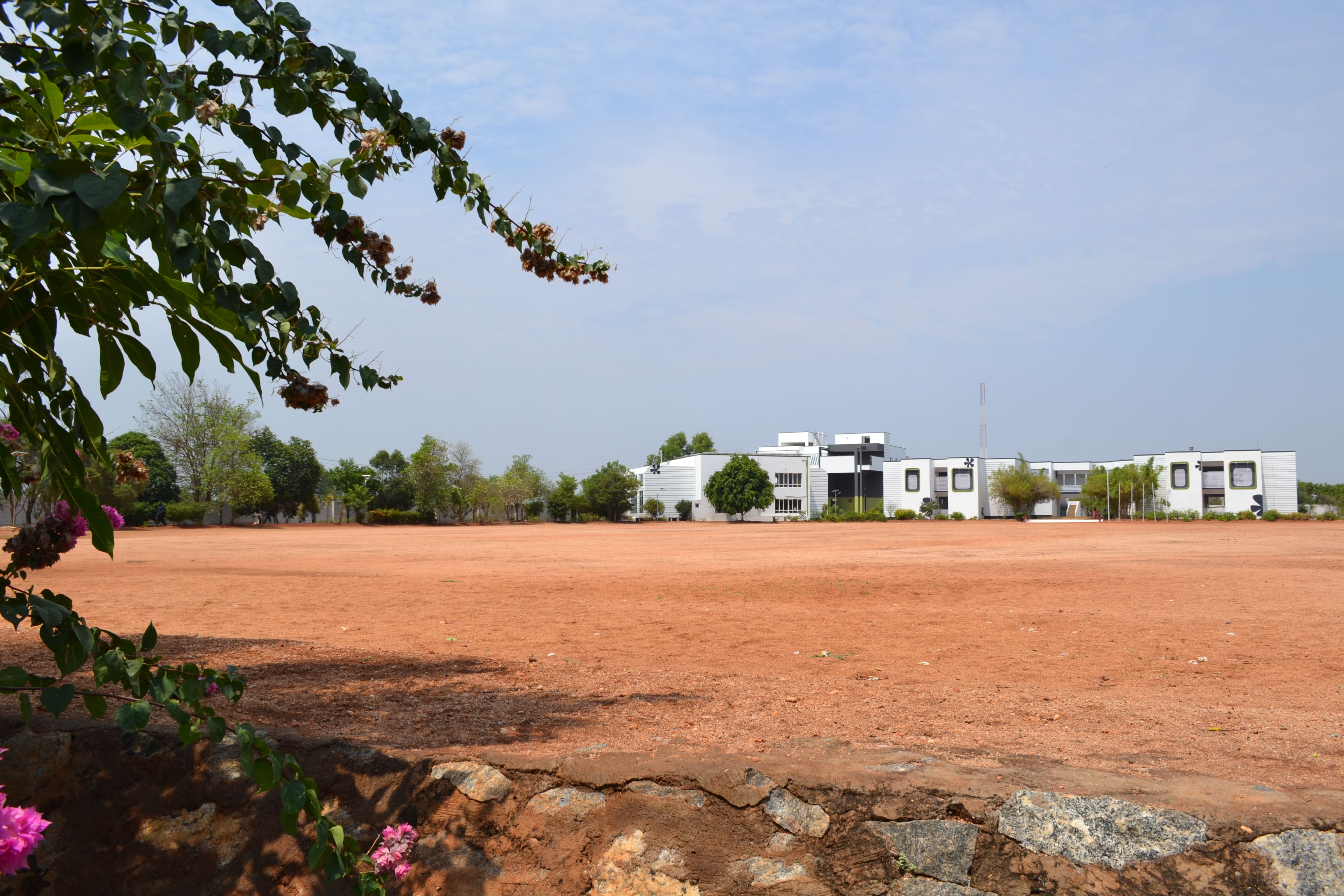 Best ICSE & ISC School Perundurai,Erode - The Unique Academy - Campus